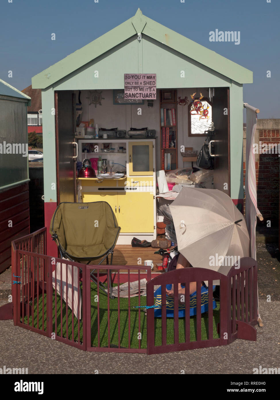 A beach hut on the Brighton & Hove seafront Stock Photo - Alamy