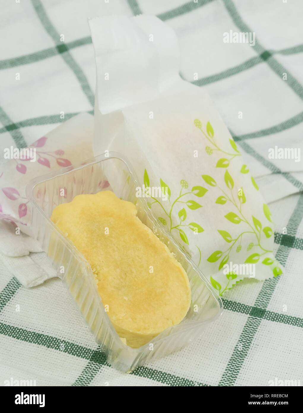 Pie crust package hi-res stock photography and images - Alamy