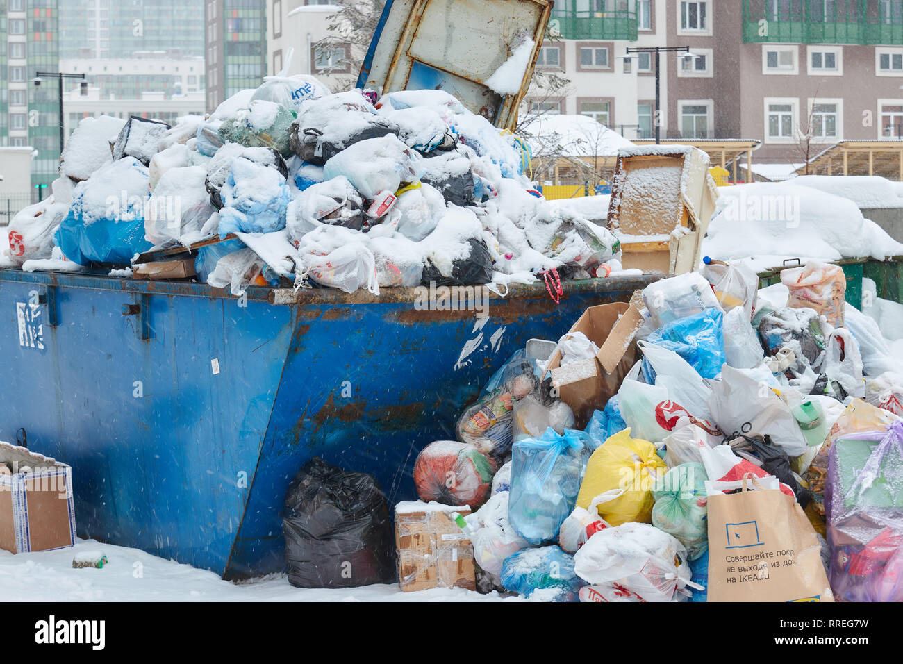 Russia. Saint-Petersburg. February 2019.a lot of garbage on the s Stock ...