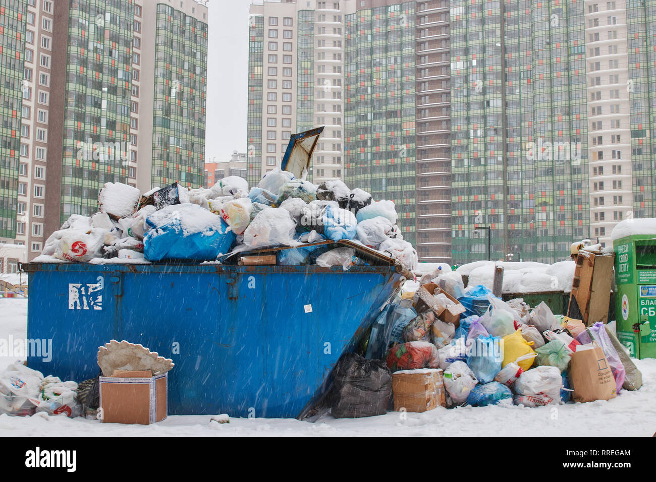 Russia. Saint-Petersburg. February 2019.a lot of garbage on the s Stock ...