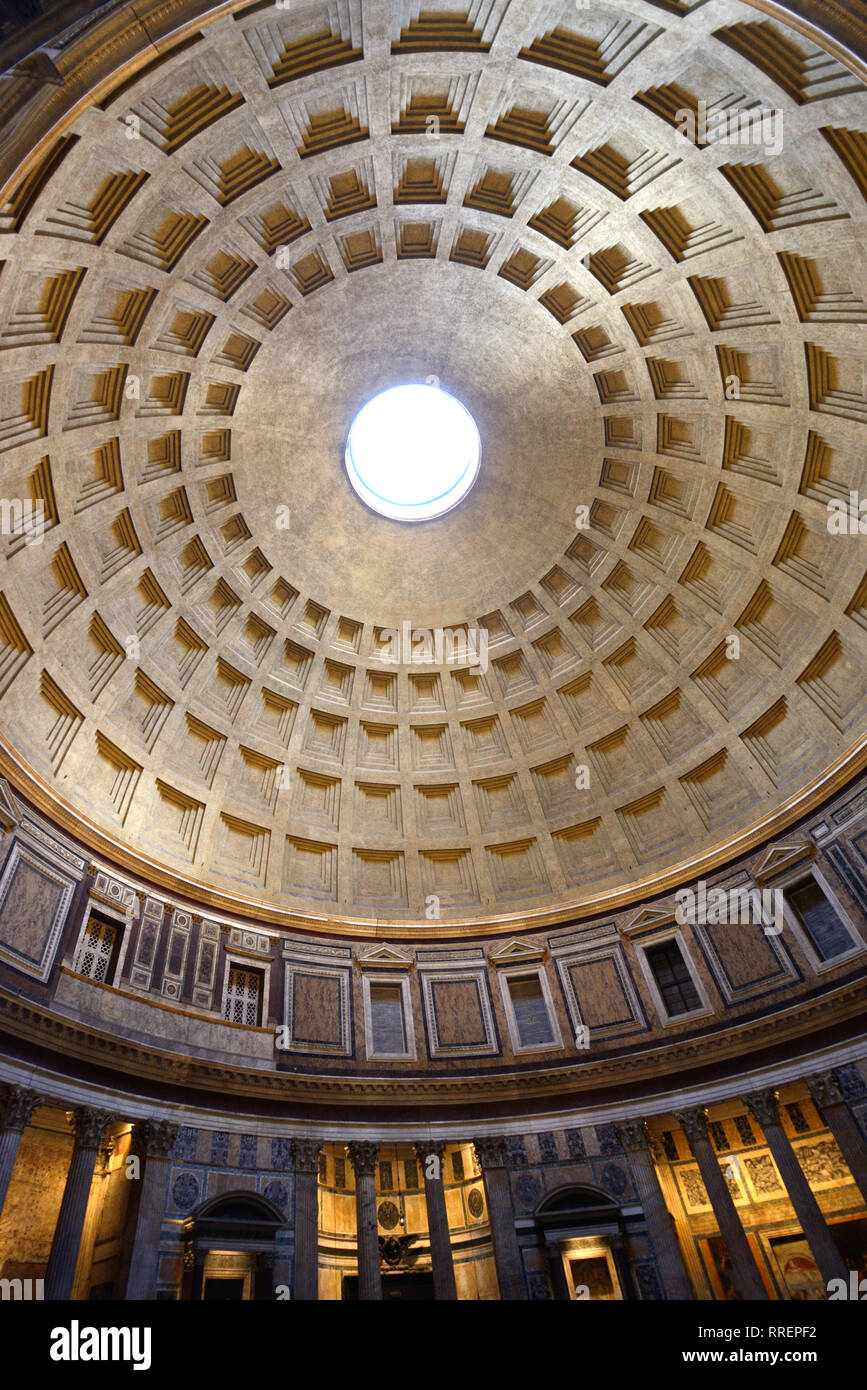 Ceiling coffer hi-res stock photography and images - Alamy