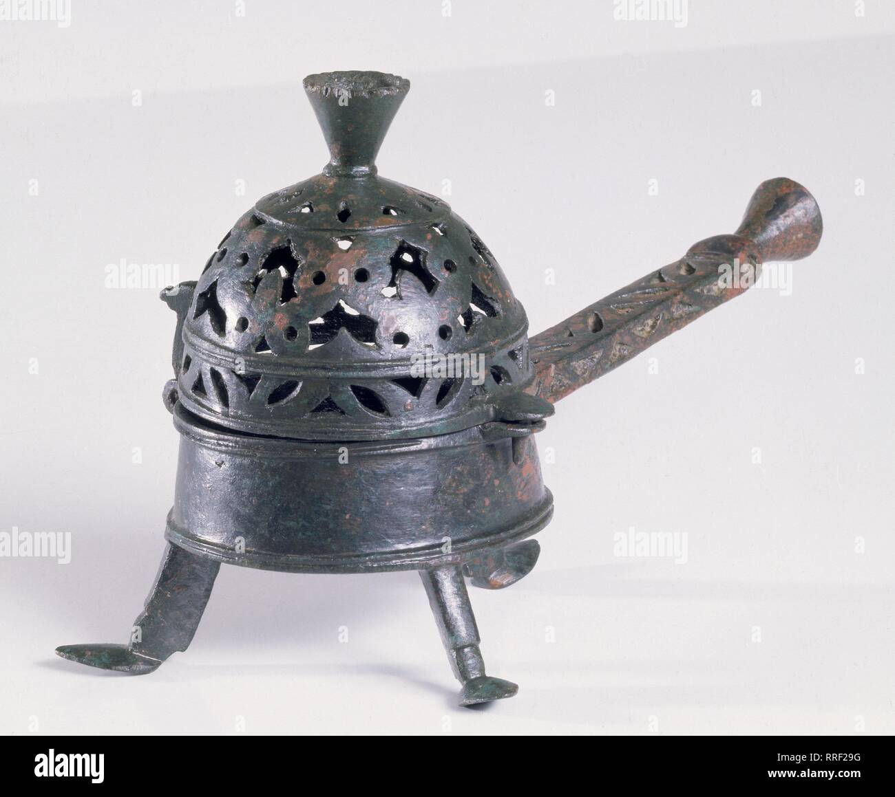 PEBETERO BRONCE DEL SIGLO X. Location: MUSEO ARQUEOLOGICO-COLECCION ...
