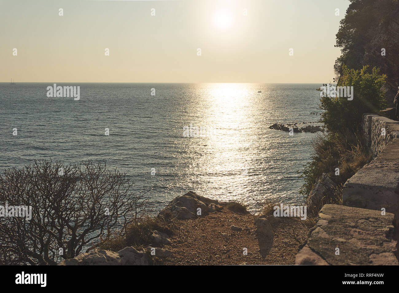 Picturesque sunset on the sea Stock Photo - Alamy