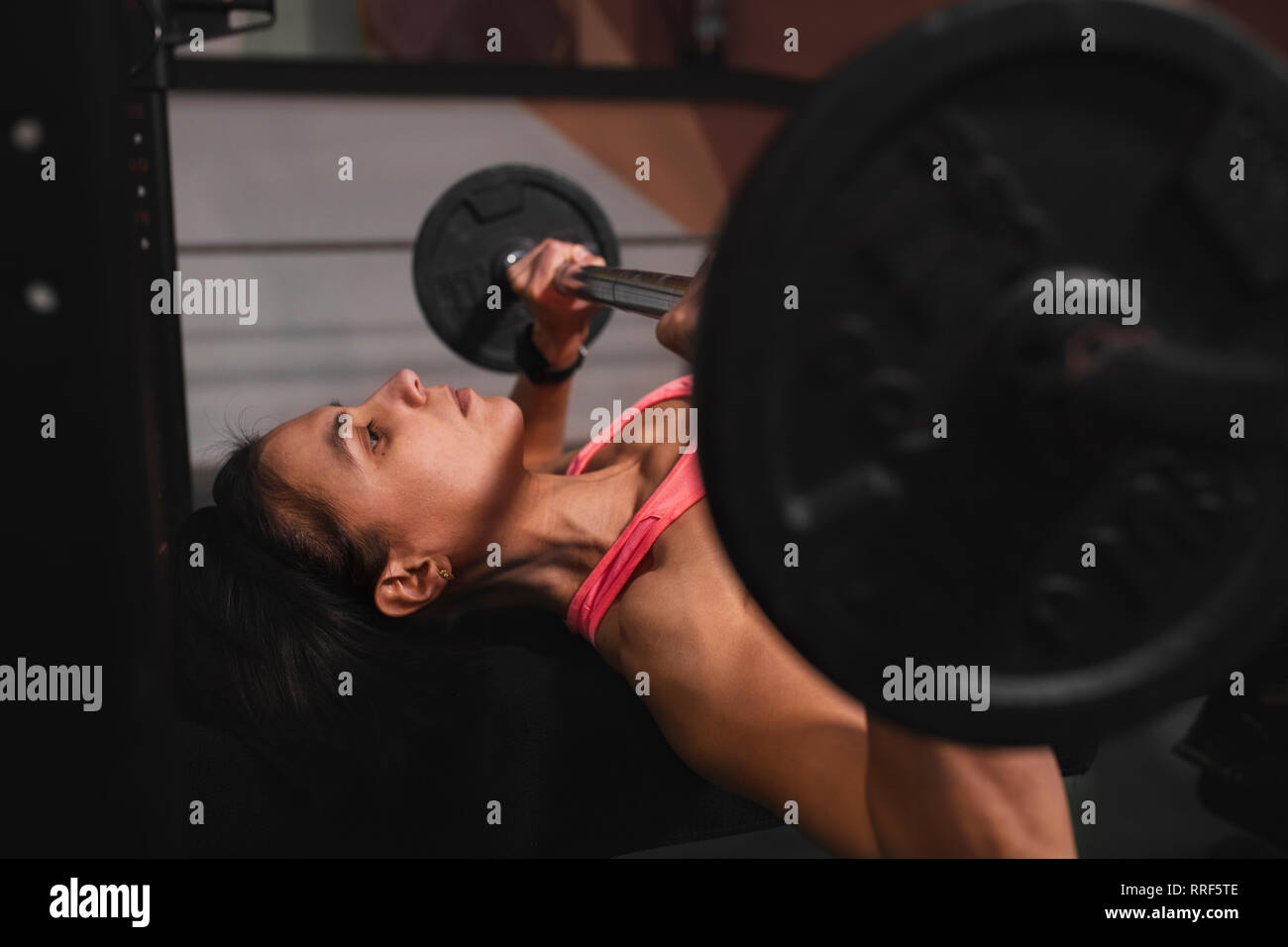 Bench press side view hi-res stock photography and images - Alamy