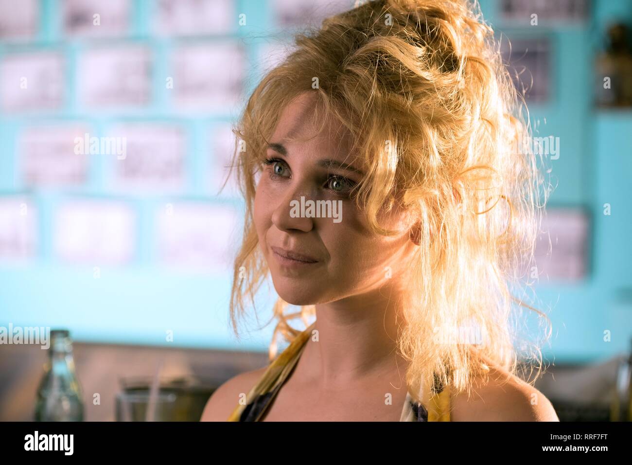 Juno Temple Portrait High Resolution Stock Photography and Images - Alamy