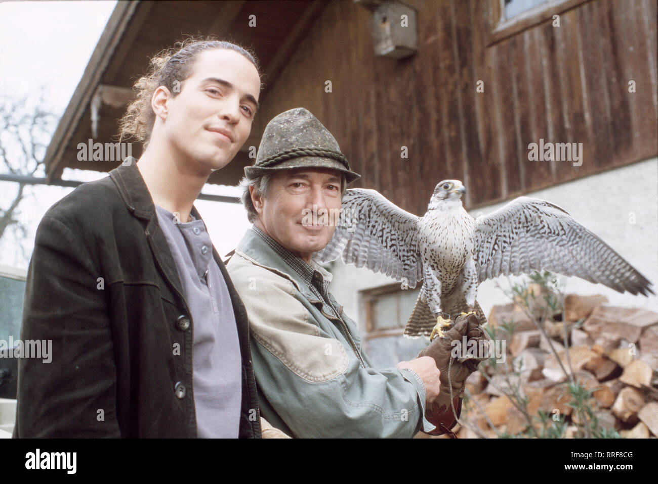 Schiessen armbrust hi-res stock photography and images - Alamy