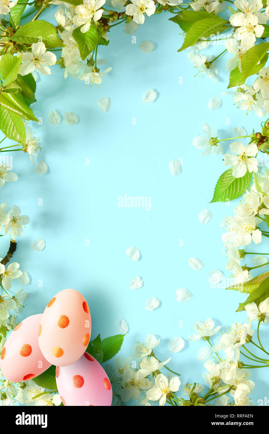 Easter blue background with eggs, Spring concept Stock Photo - Alamy