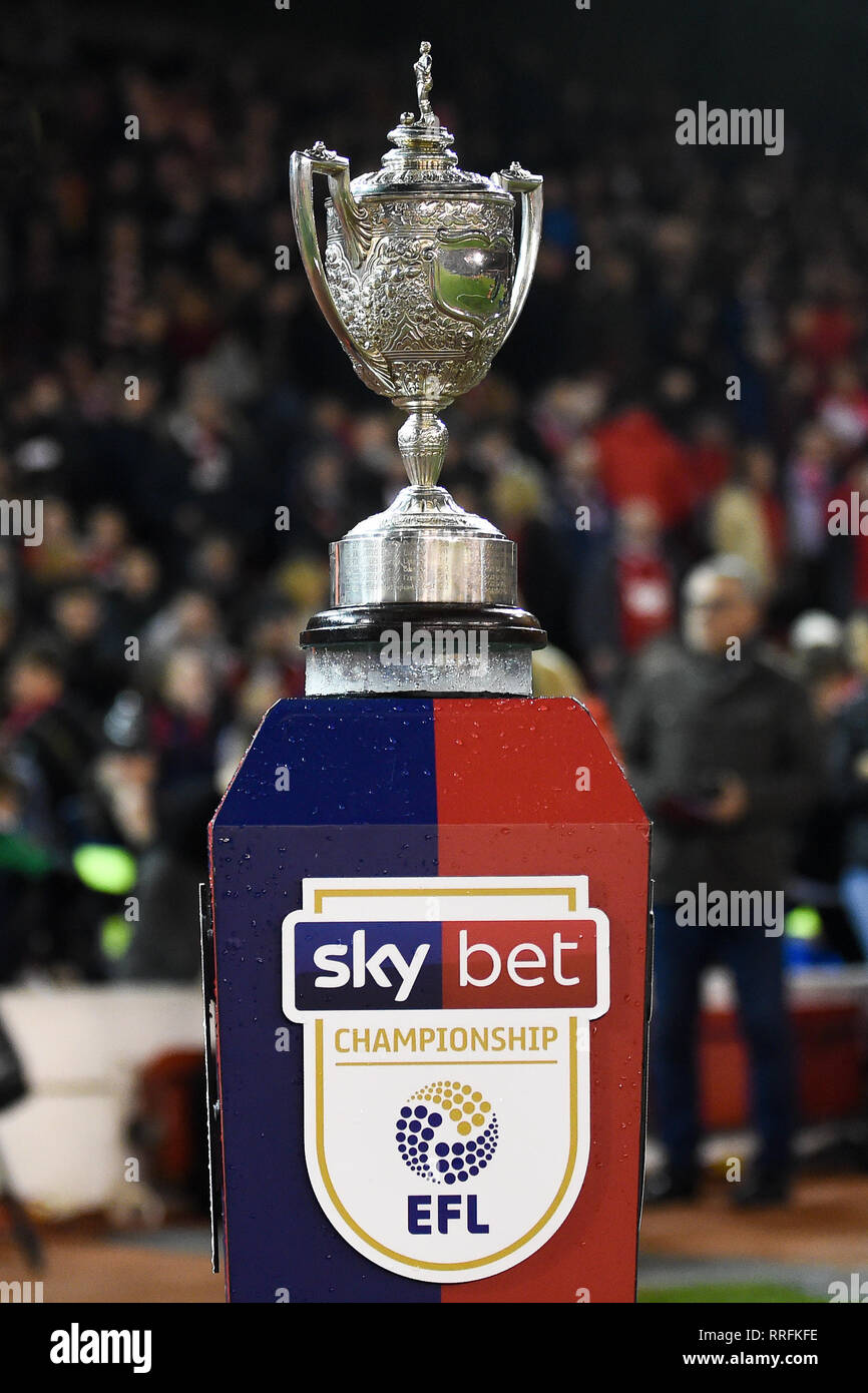 Brian clough trophy hi-res stock photography and images - Alamy