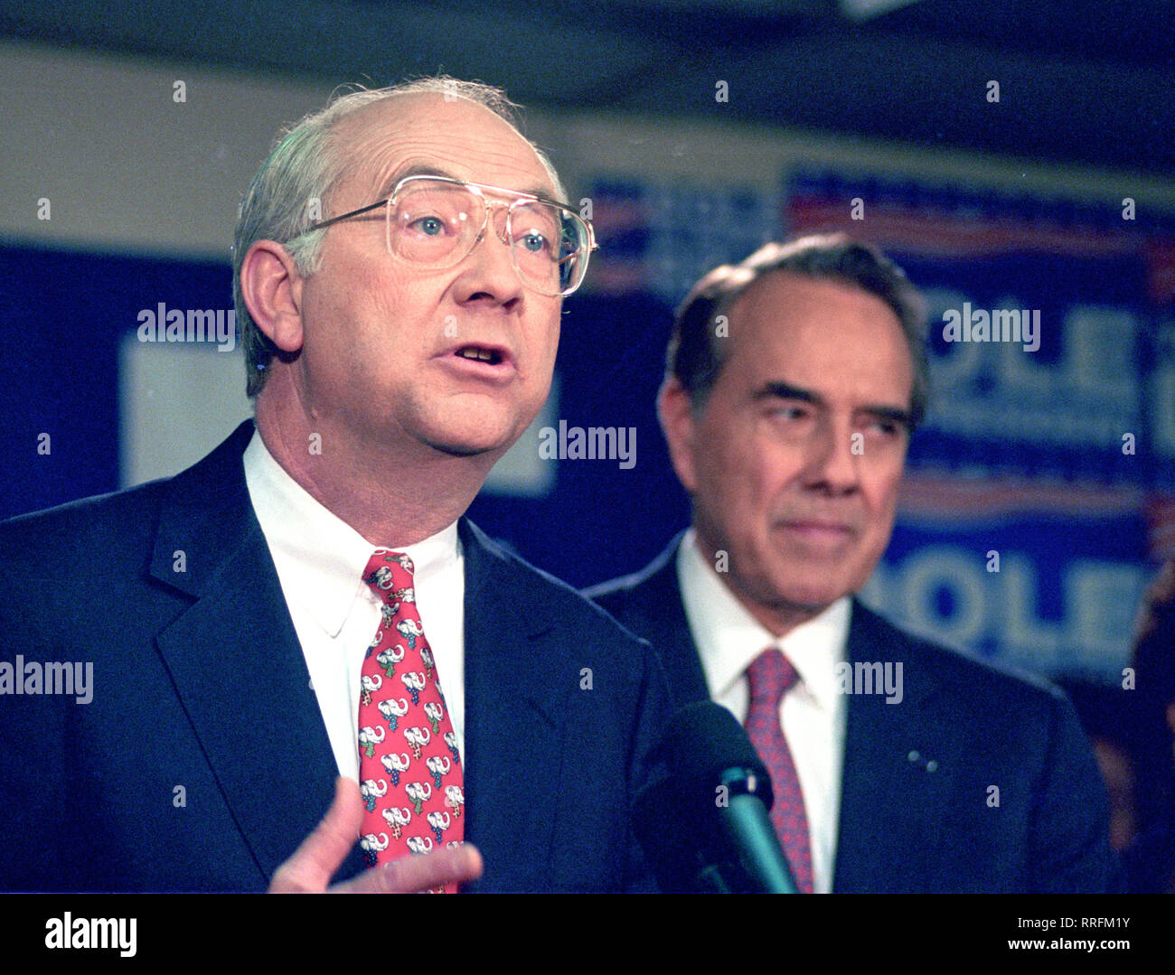 Phil gramm hi-res stock photography and images - Alamy