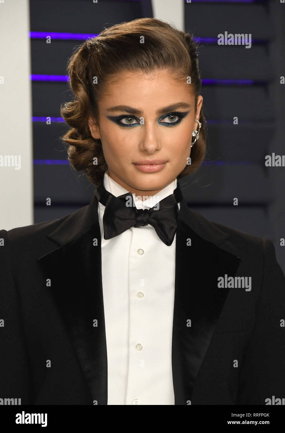 Taylor hill 2019 hi-res stock photography and images - Alamy