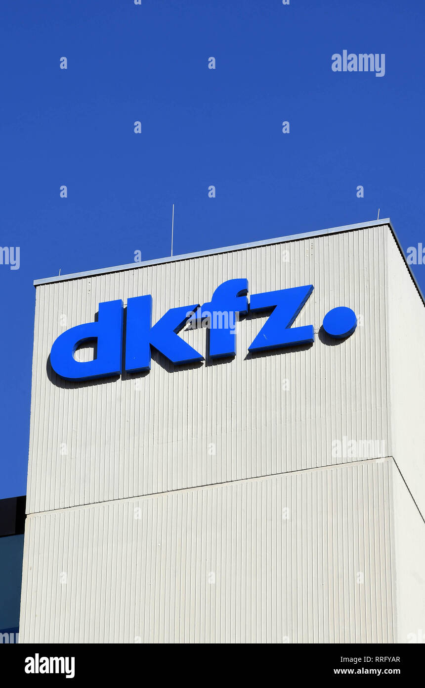 German cancer research center hi-res stock photography and images - Alamy