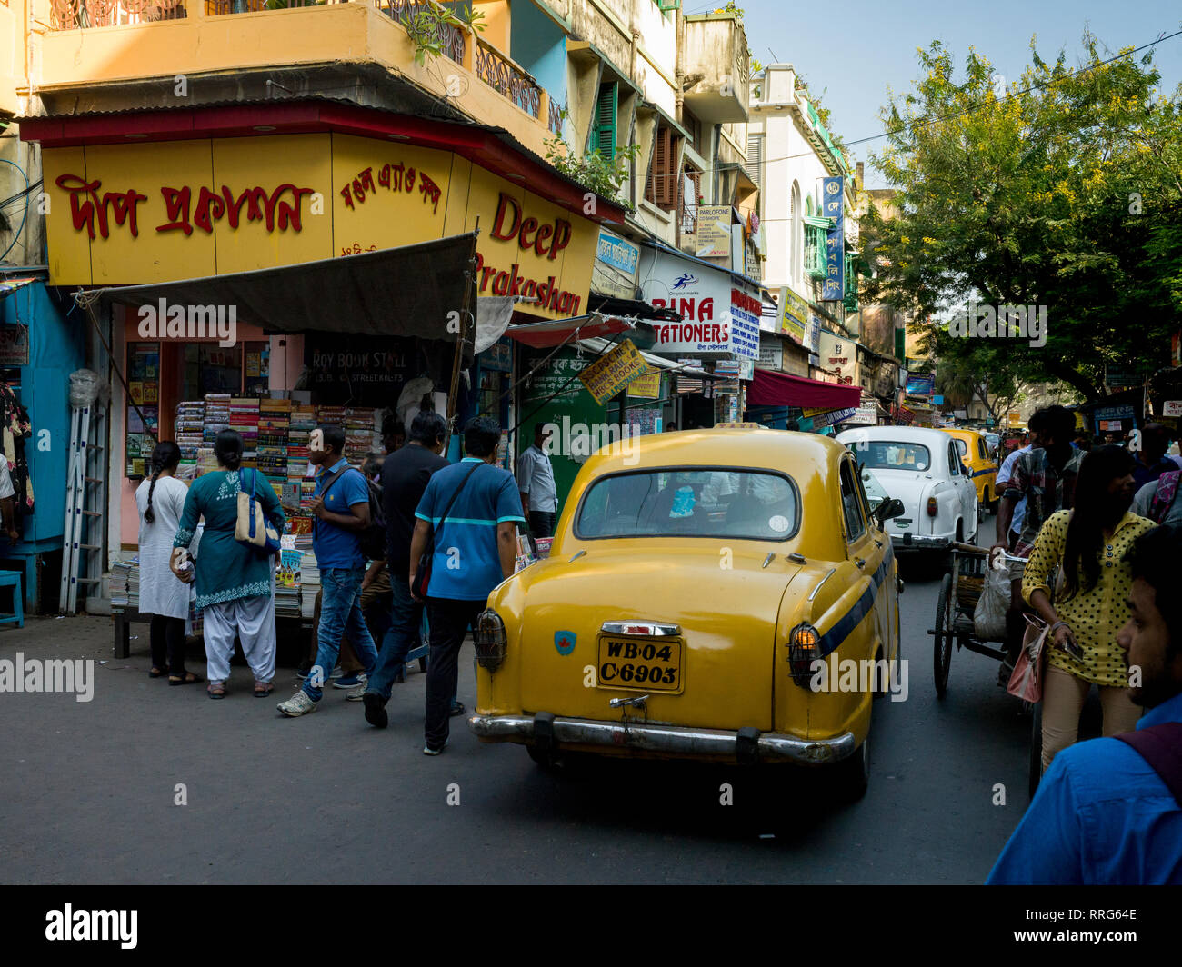 College street calcutta india hi-res stock photography and images - Alamy