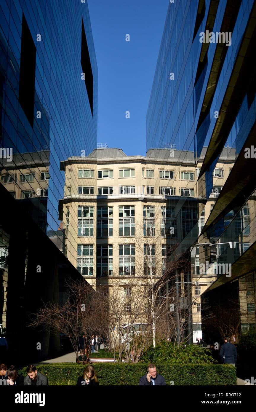 Angel building london hi-res stock photography and images - Alamy