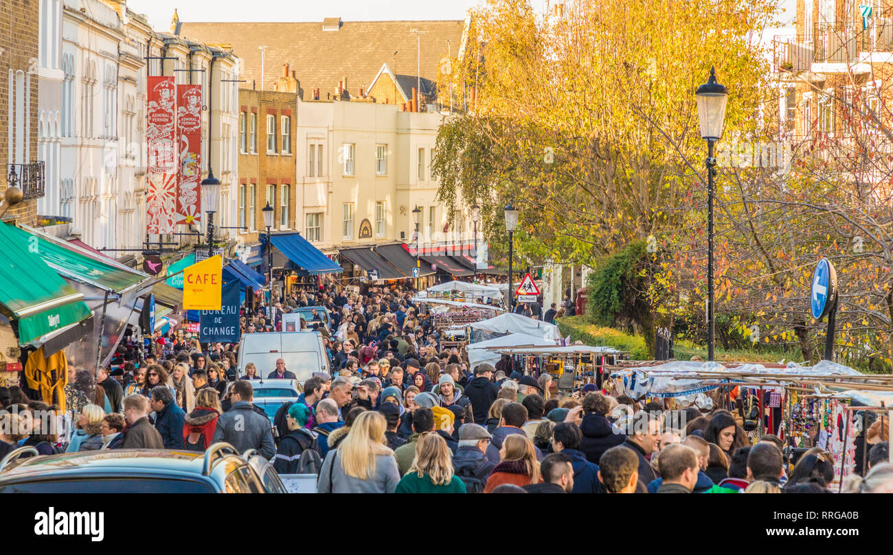 Portobello Road market, in Notting Hill, London, England, United ...