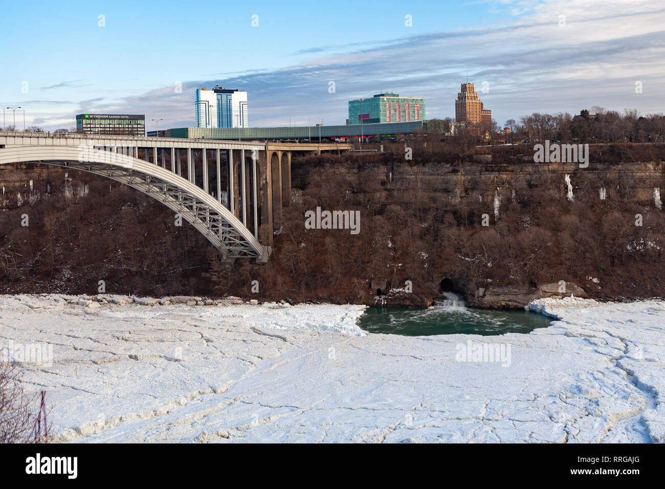 Winter frozen view at the Rainbow bridge, steel arch bridge connecting ...