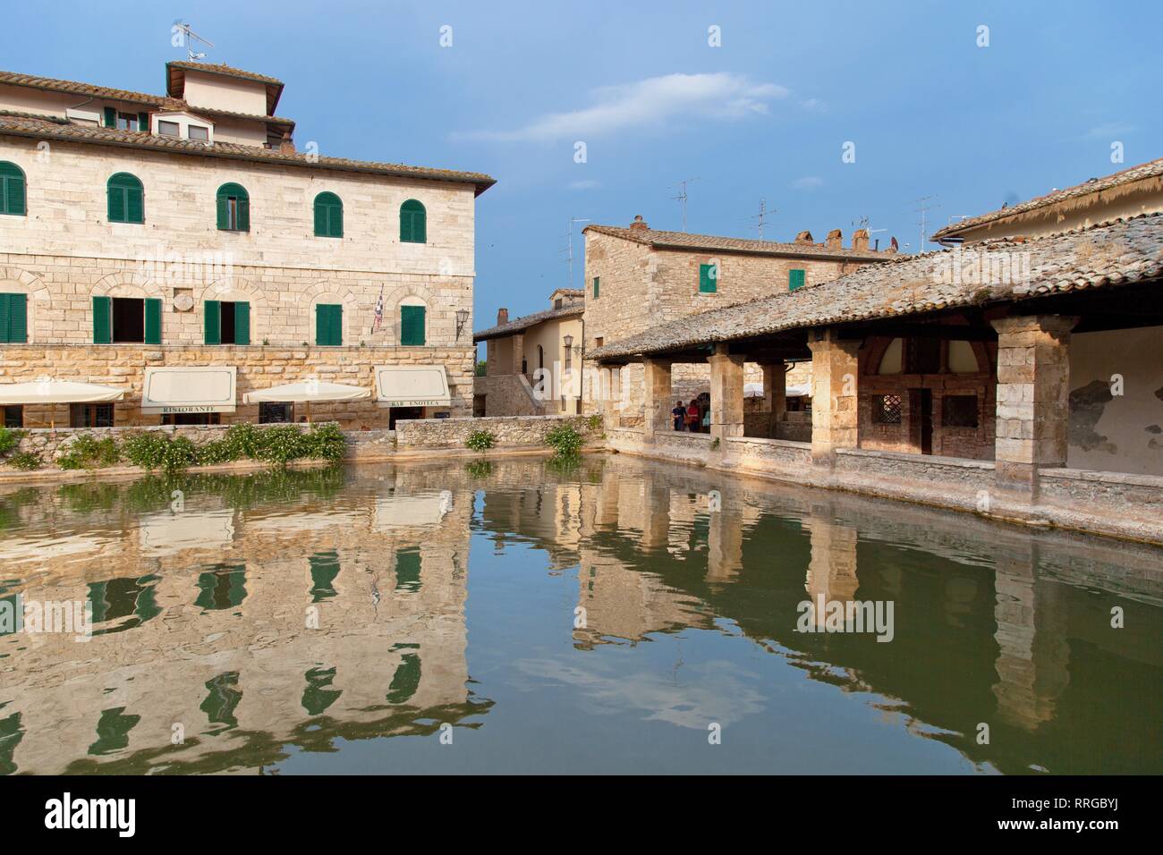 Vignoni hi-res stock photography and images - Alamy