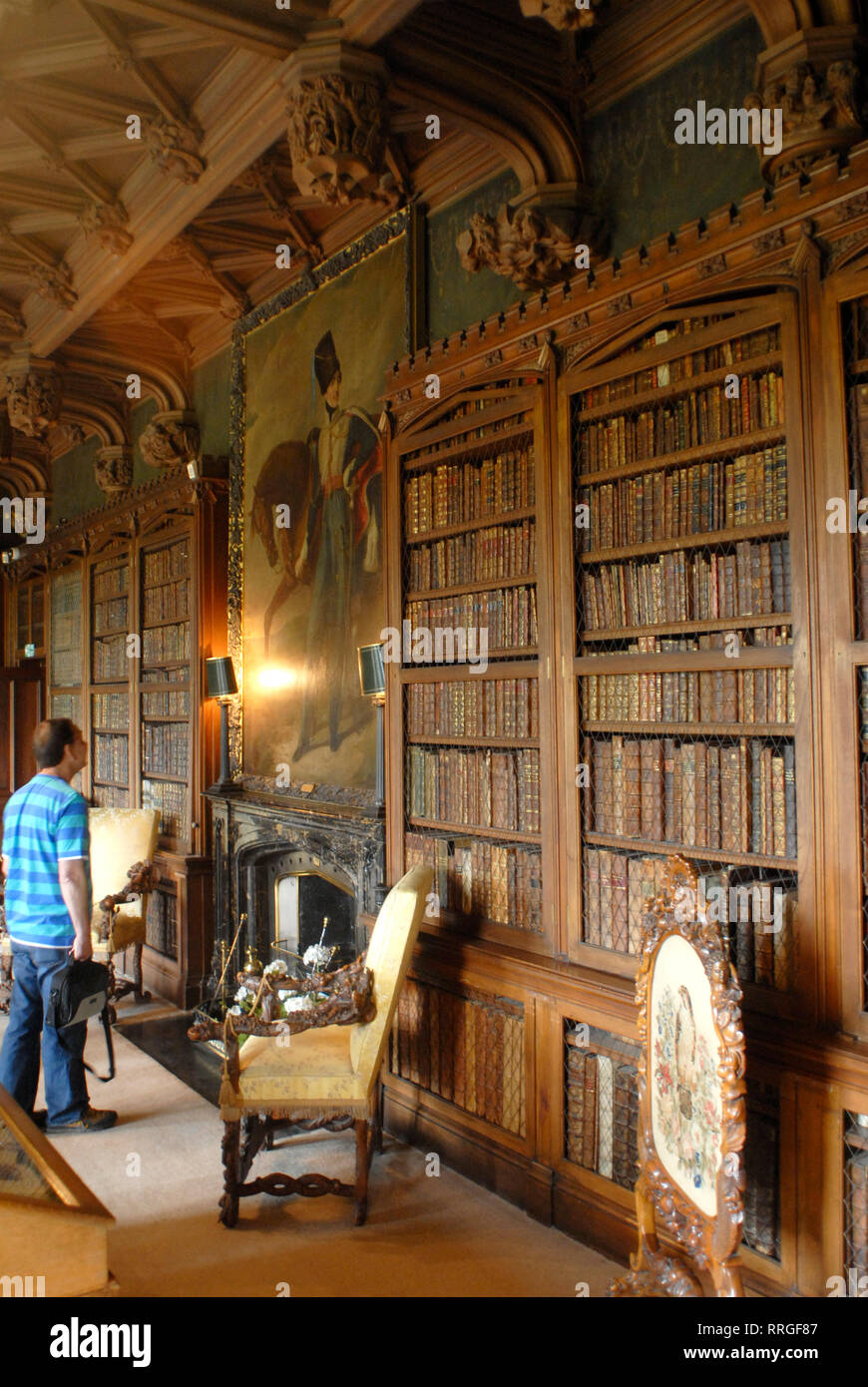 Cultural tourism: Library of Abbotsford House, home of Walter Scott in ...