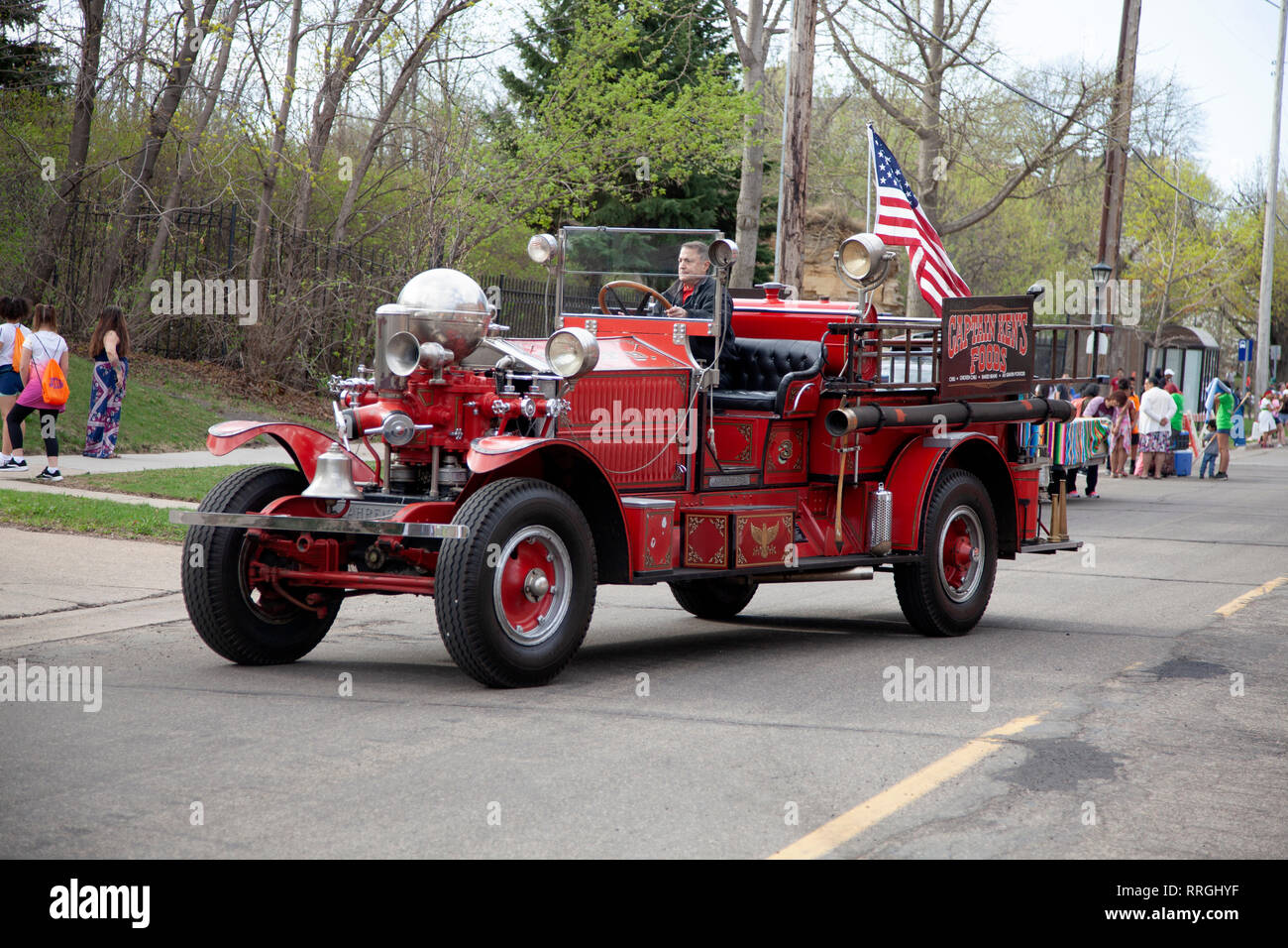 Antique fire engine hi-res stock photography and images - Alamy