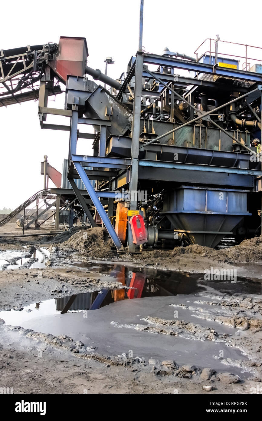 Coal mine equipment south africa hi-res stock photography and images ...