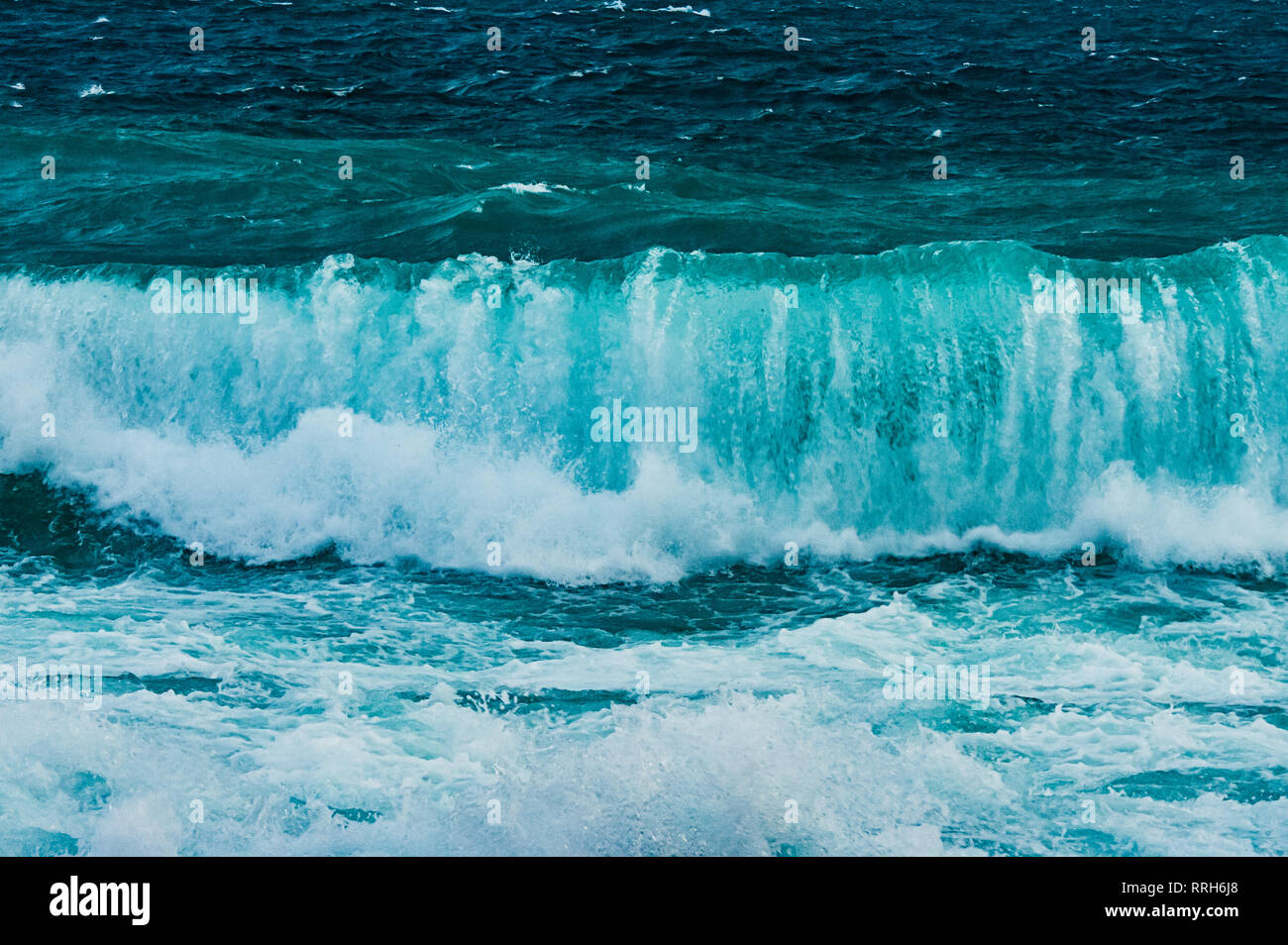 Surfing inland lakes hi-res stock photography and images - Alamy