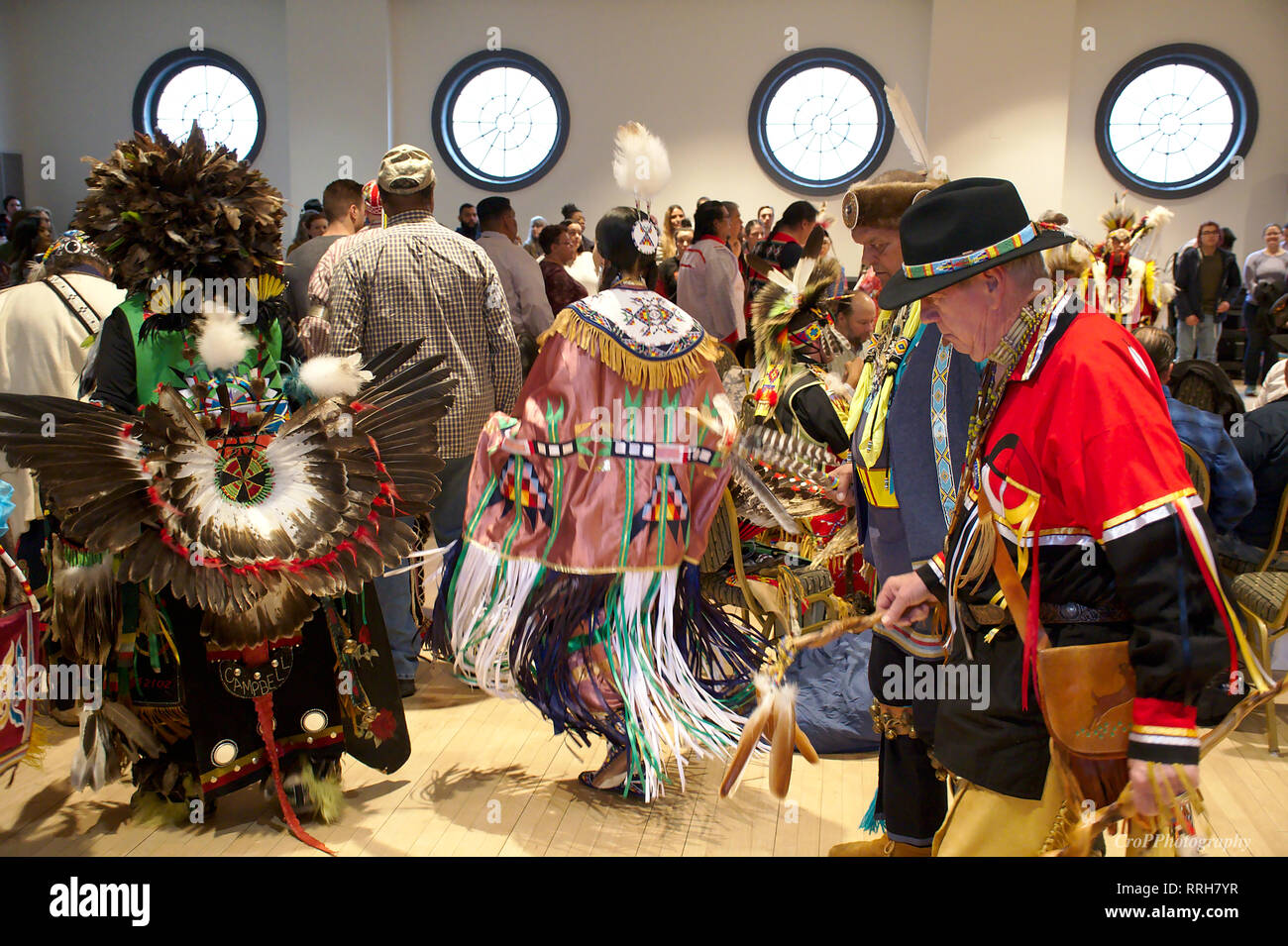 Native american drum historic hi-res stock photography and images - Alamy