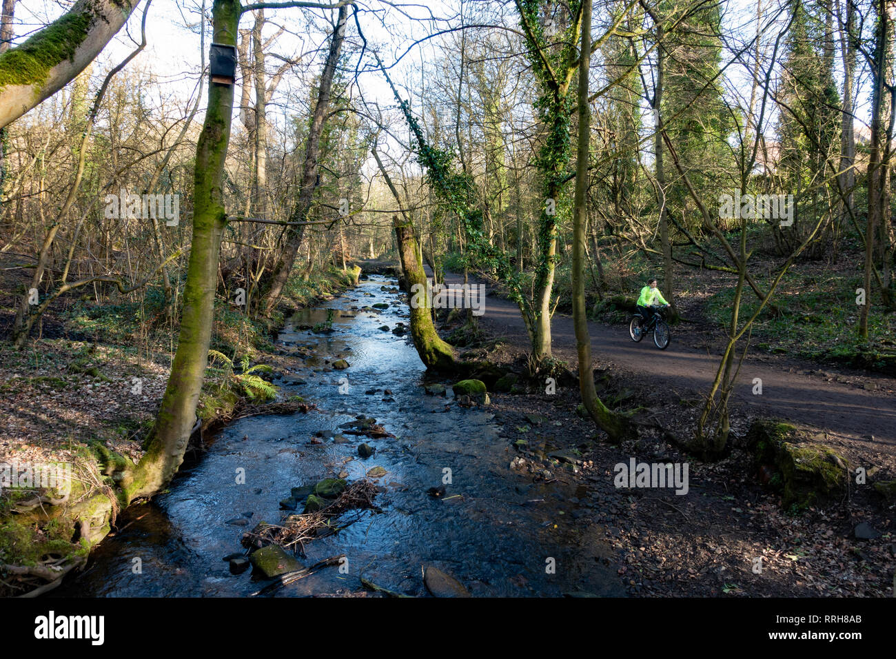 Sheffield round walk hi-res stock photography and images - Alamy
