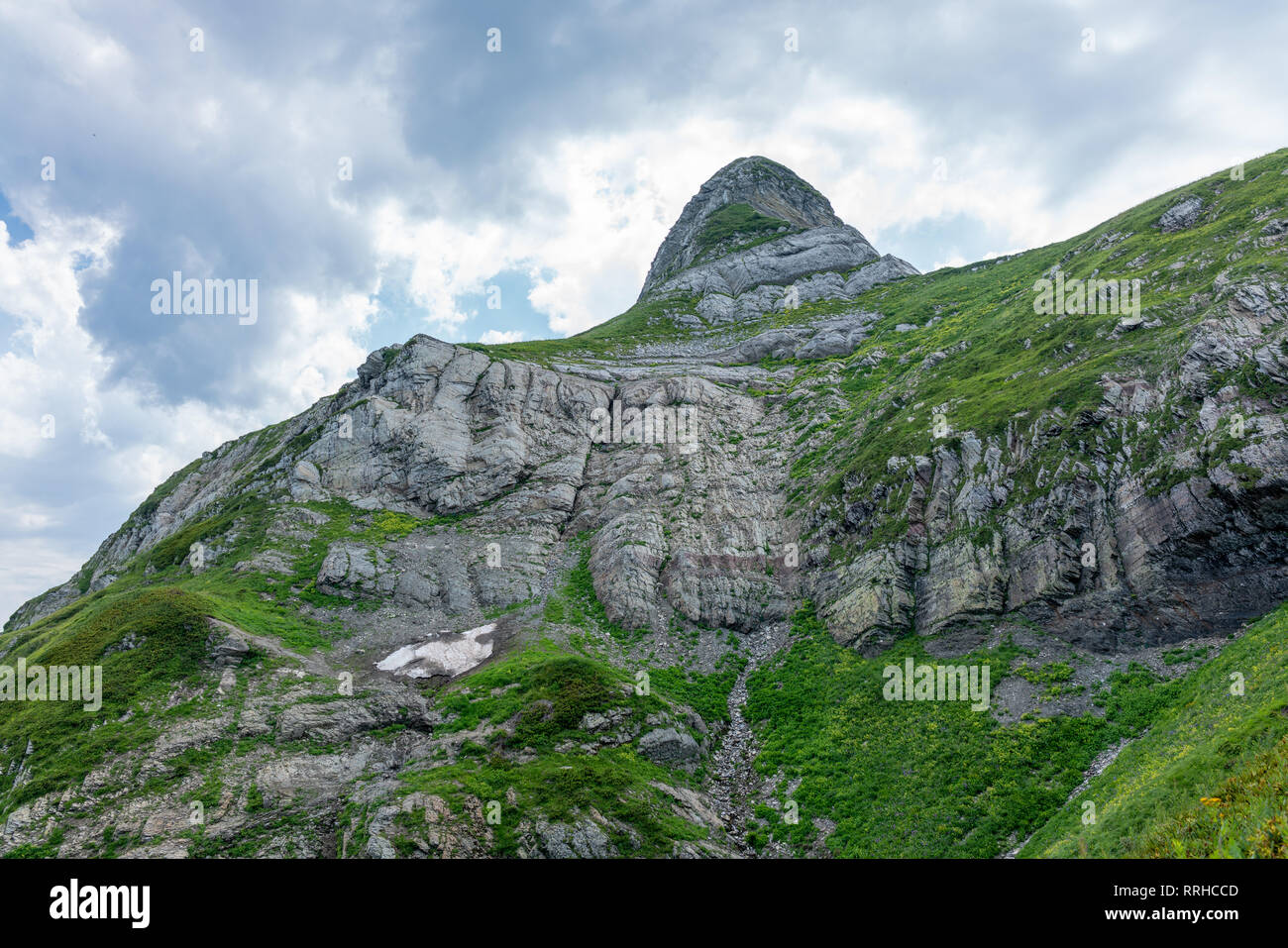 Top view steep rocky slopes hi-res stock photography and images - Alamy