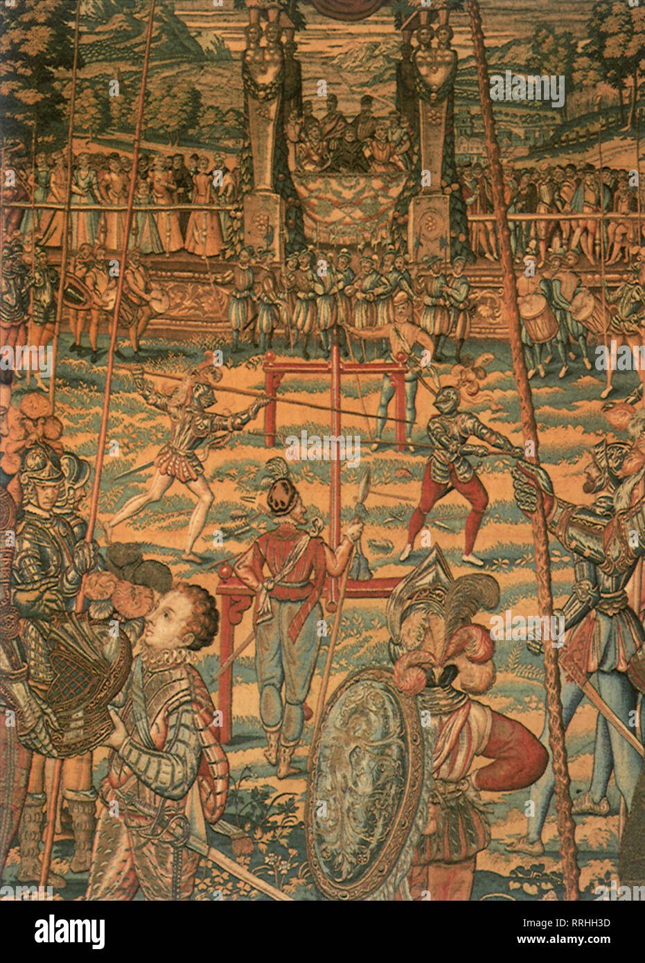 Large Audience watch Knights Combat 1350 Stock Photo - Alamy