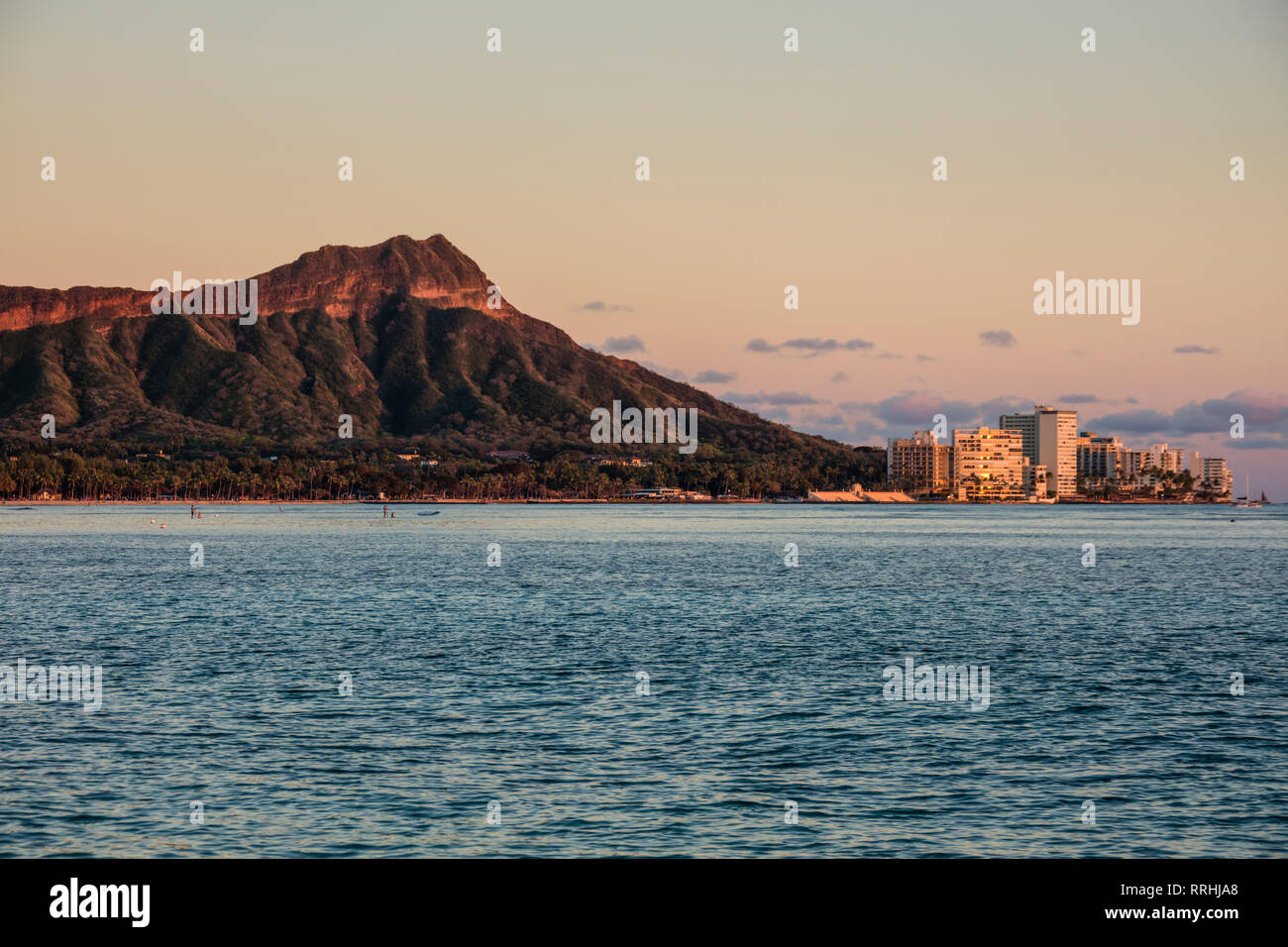 Diamond head water sunset hi-res stock photography and images - Alamy
