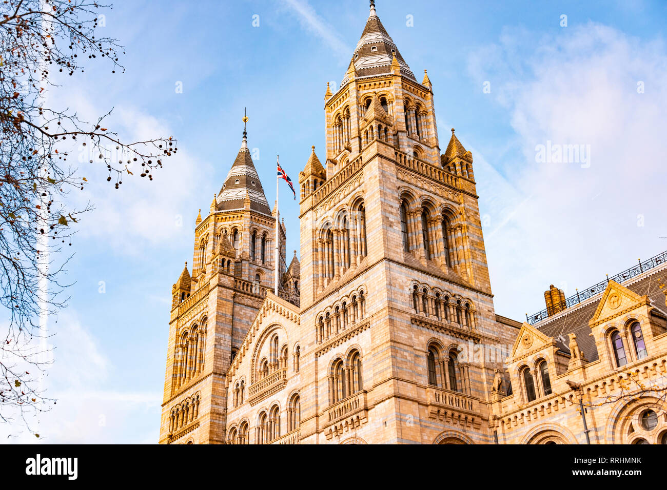 Side view of British Natural History Museum in London Stock Photo - Alamy