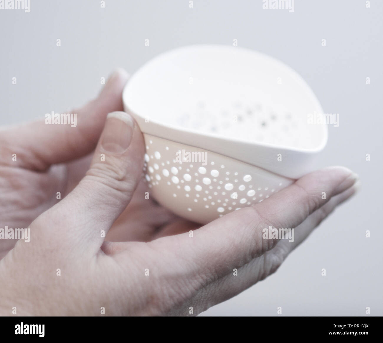 Gentile hands hi-res stock photography and images - Alamy