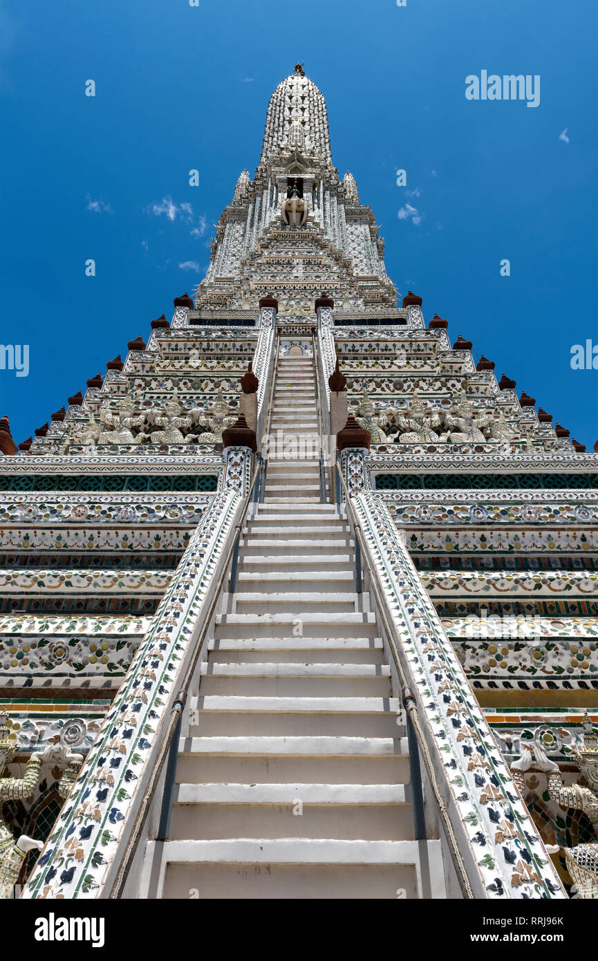Wat Arun (The Temple of Dawn), Bangkok, Thailand, Southeast Asia, Asia ...