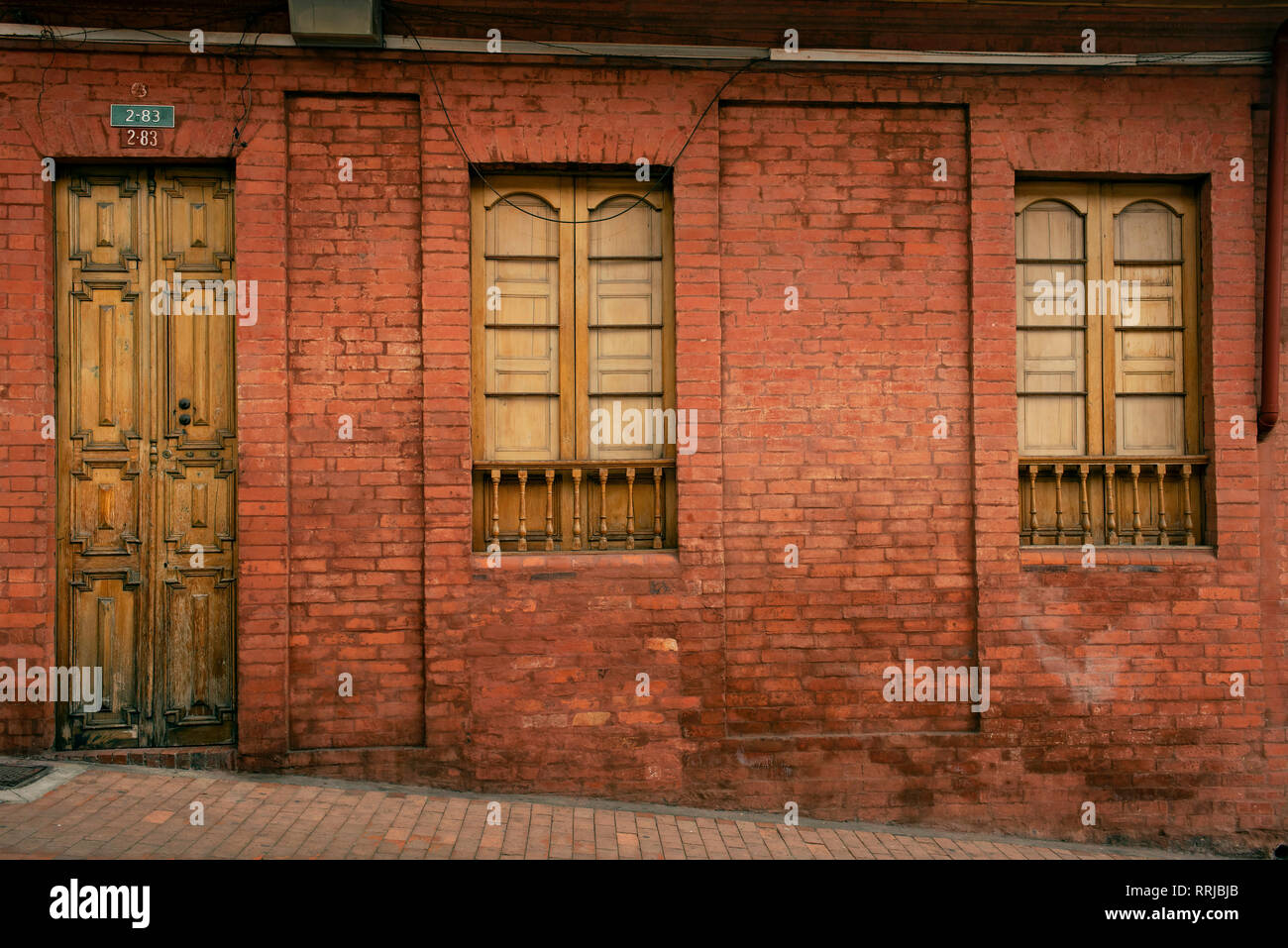 Colonial facade hi-res stock photography and images - Alamy