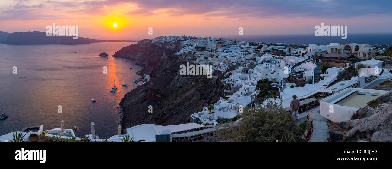 Cyclades islands sunset hi-res stock photography and images - Alamy
