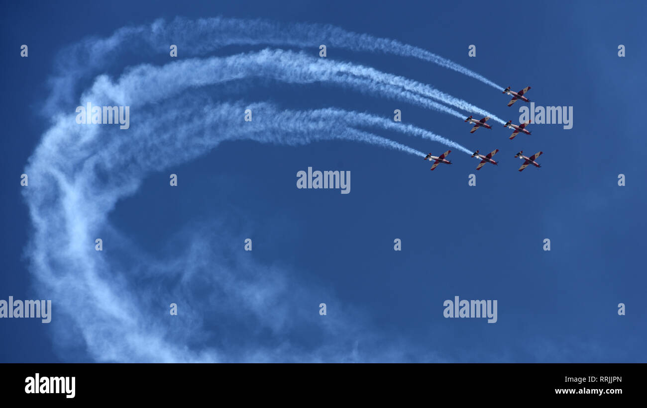 The royal australian air force roulettes hi-res stock photography and ...