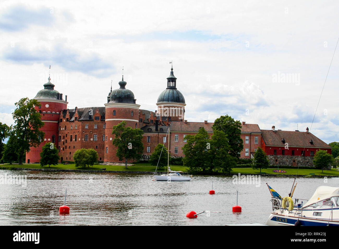 Medieval castle towers and dome hi-res stock photography and images - Alamy