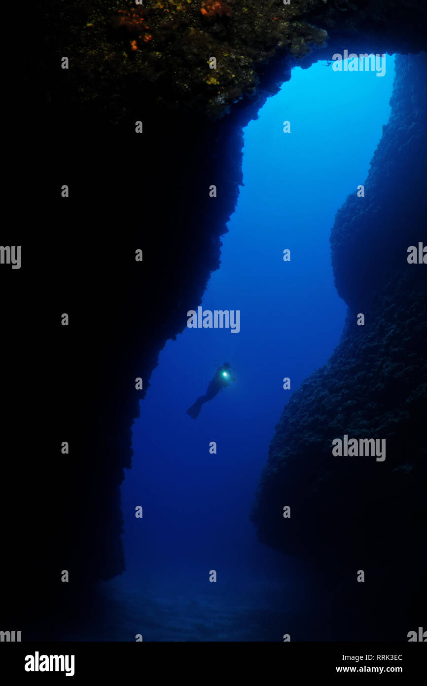 scuba diving, cave Stock Photo - Alamy