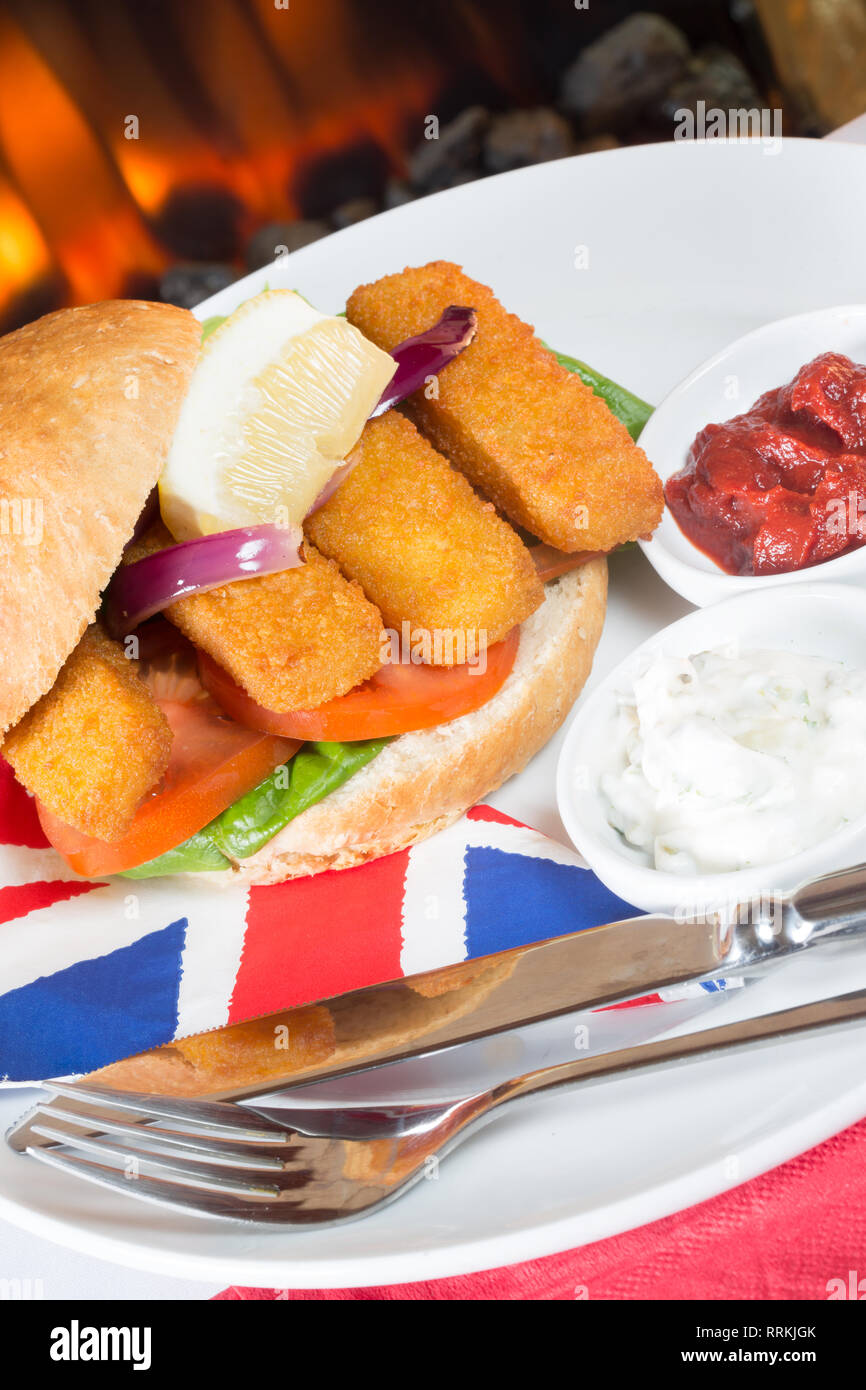 Typical english lunch hi-res stock photography and images - Alamy