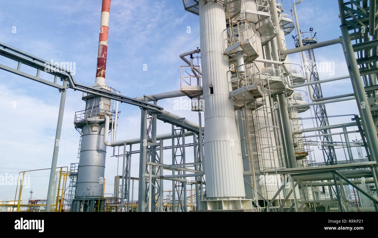 Distillation columns and heating furnace. The equipment for oil ...