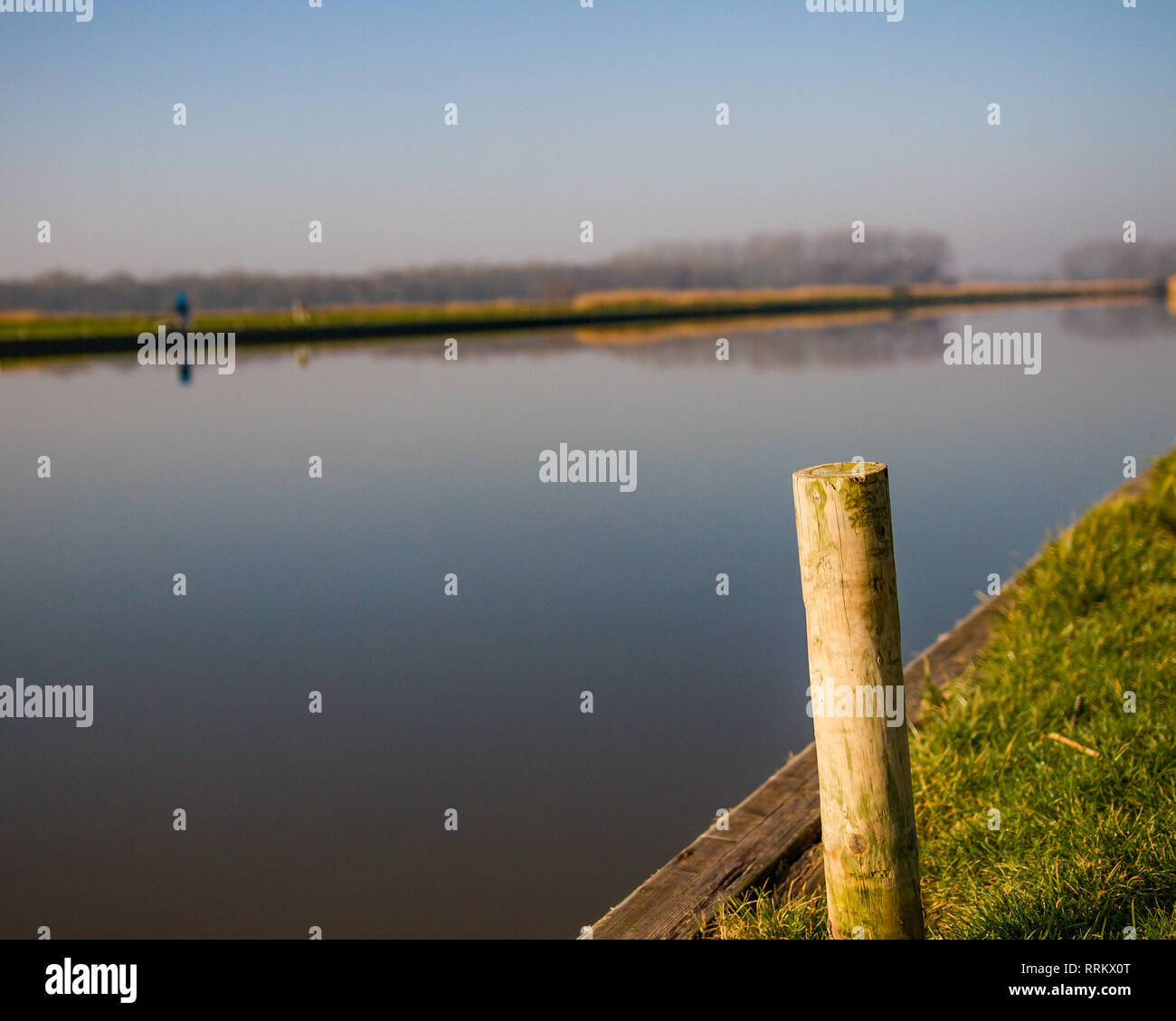 Wooden mooring post on the River Bure, Acle Stock Photo - Alamy