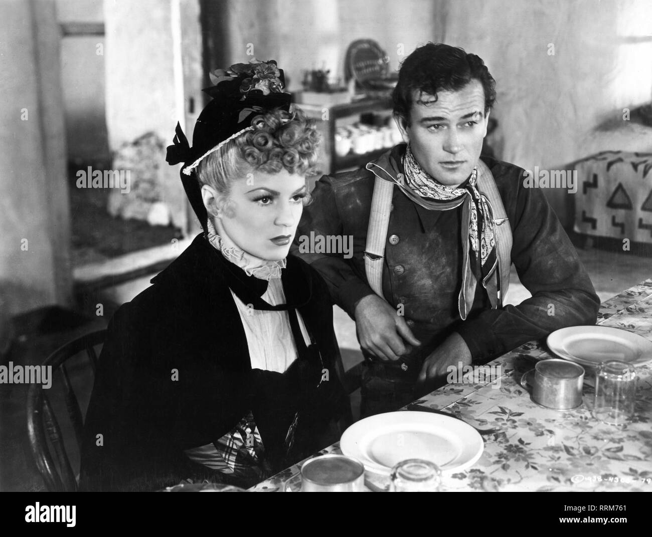 STAGECOACH 1939 Claire Trevor John Wayne directed by John Ford Walter ...