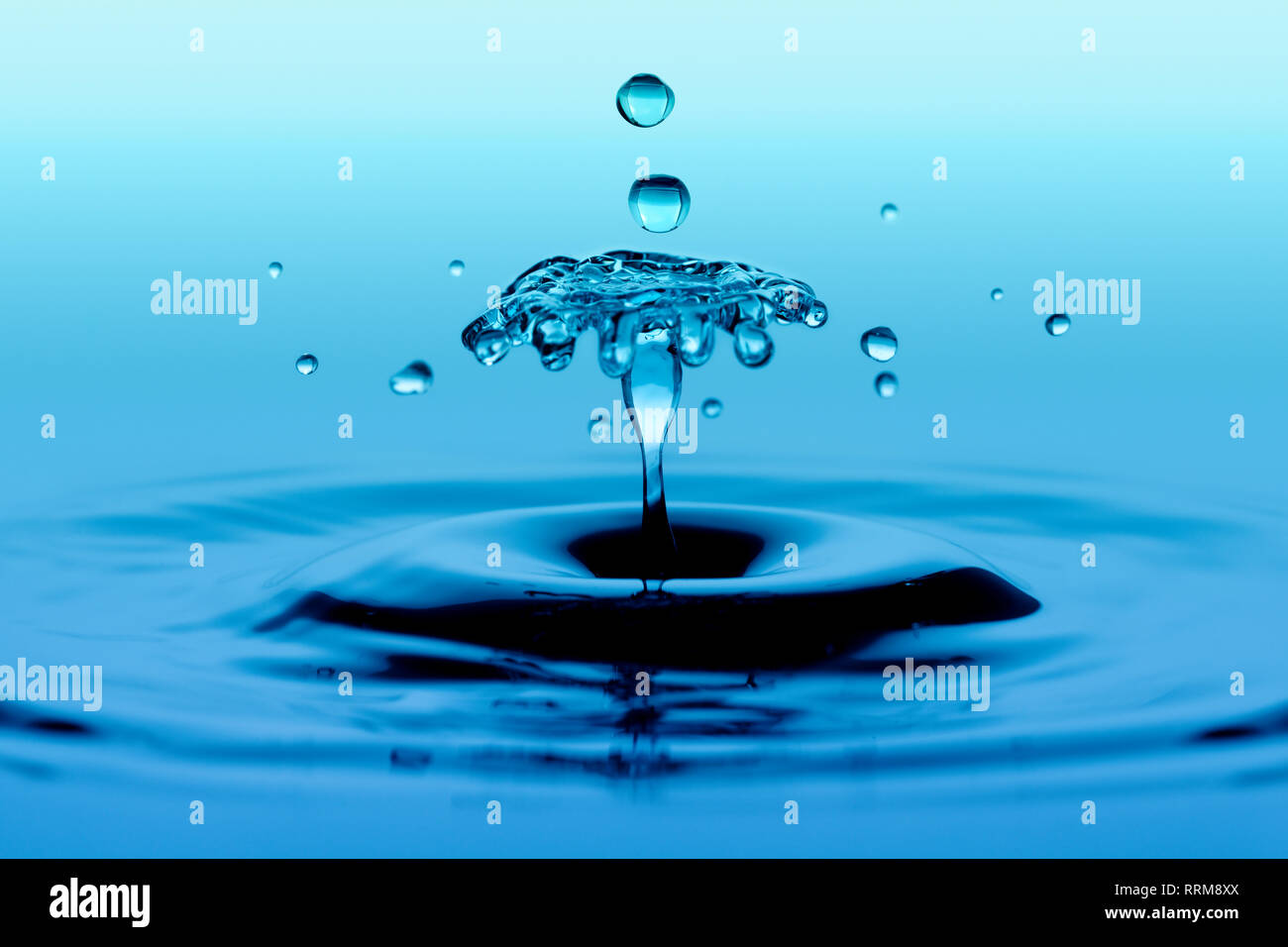 Water splash effect hi-res stock photography and images - Alamy