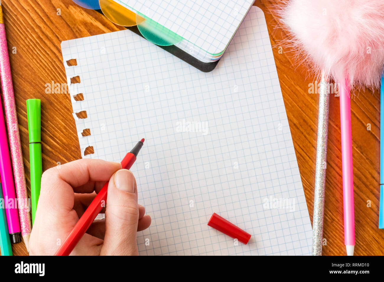 Draw left hand hi-res stock photography and images - Alamy
