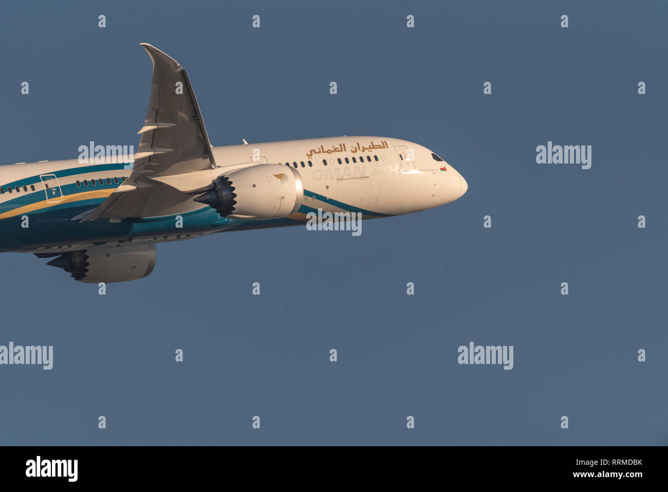 Oman Air Boeing 787 Dreamliner jet airliner plane A4O-SG taking off ...