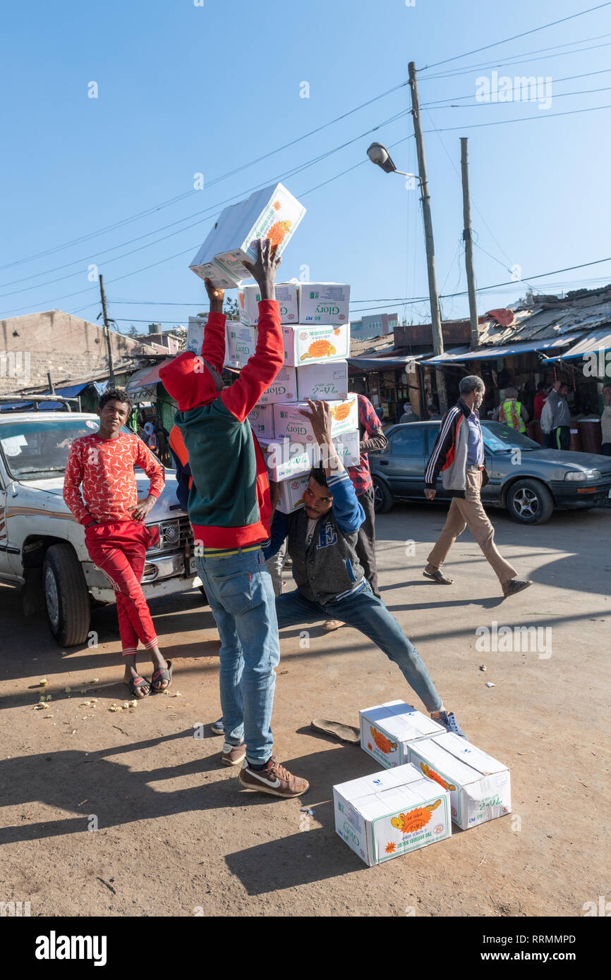 Merkato Market, Addis Ababa, Ethiopia Stock Photo - Alamy