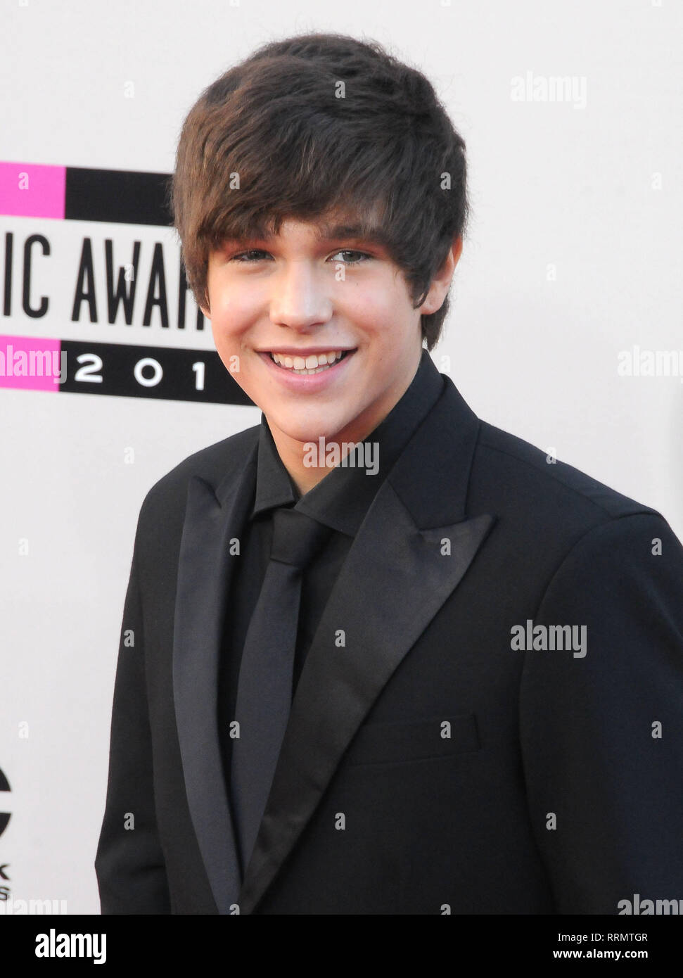 LOS ANGELES, CA - NOVEMBER 24: Singer/songwriter Austin Mahone attends ...