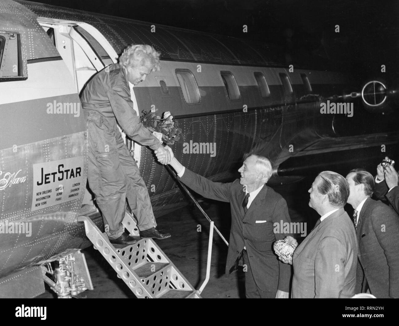 Lockheed jetstar plane hi-res stock photography and images - Alamy