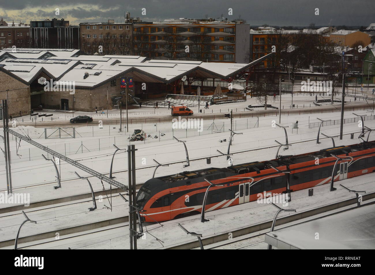 Tallin station hi-res stock photography and images - Alamy
