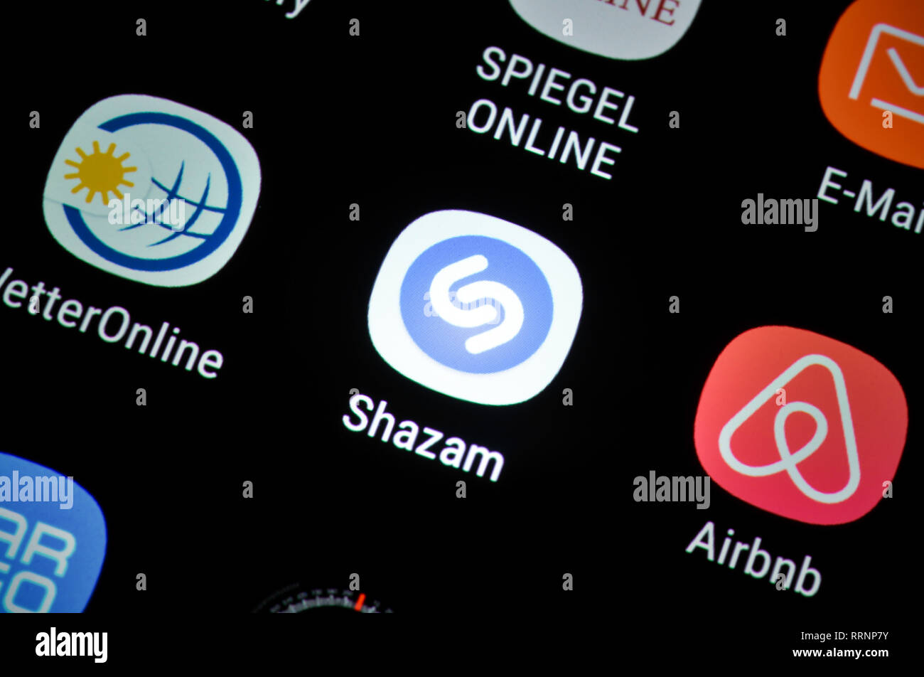 Shazam App Wallpaper