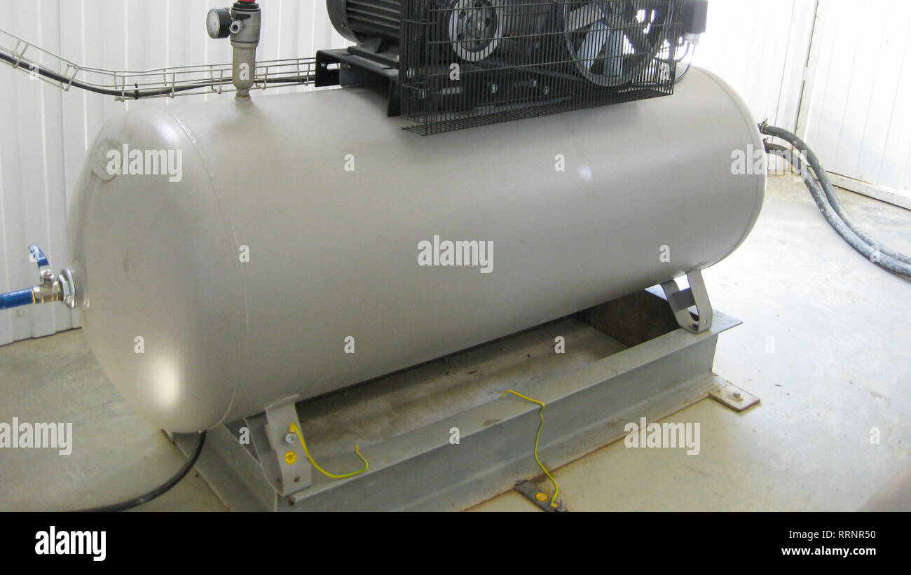 Oil refinery. Equipment for primary oil refining Stock Photo - Alamy